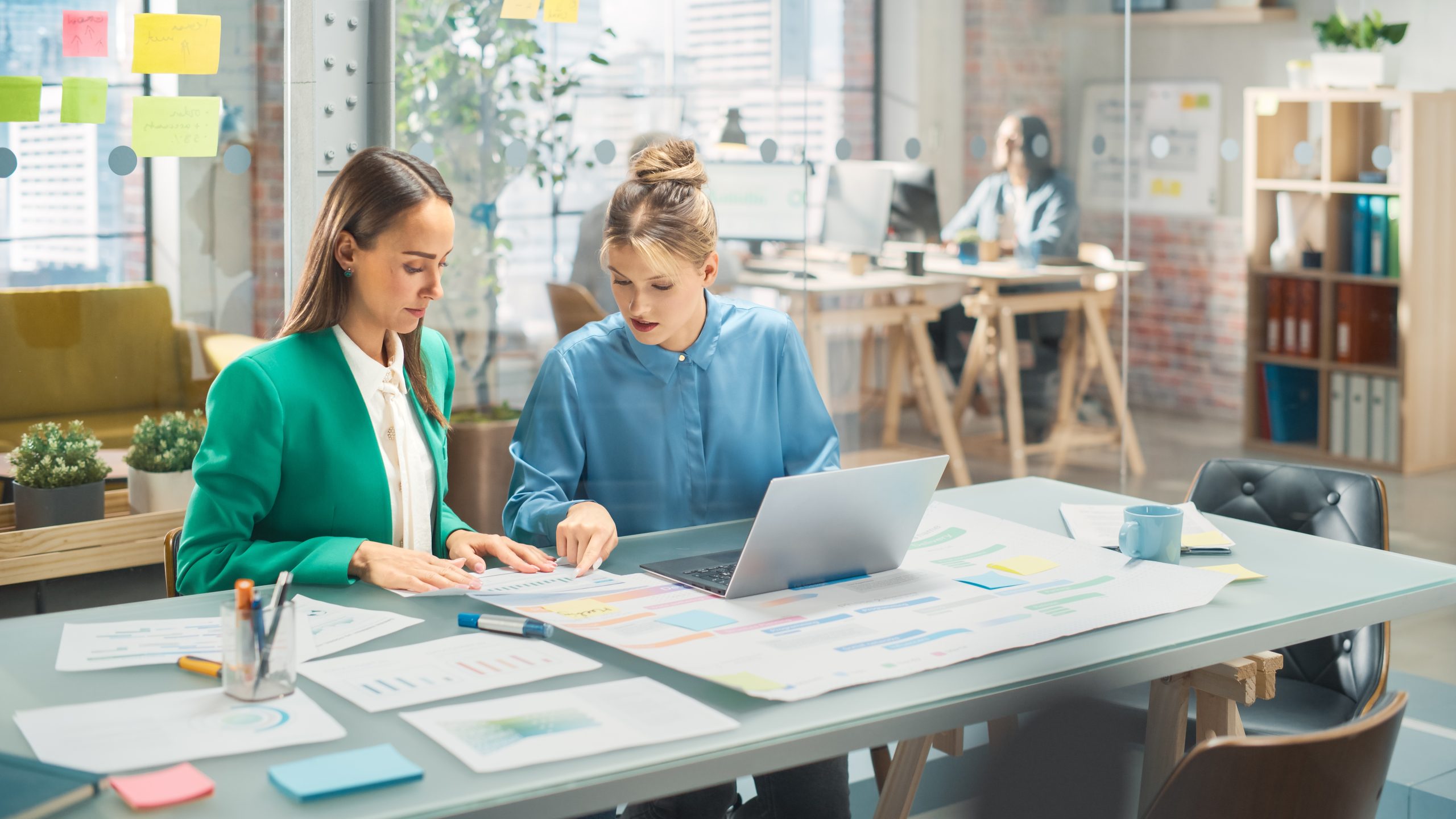 How to create an Creative Director Job Description Template