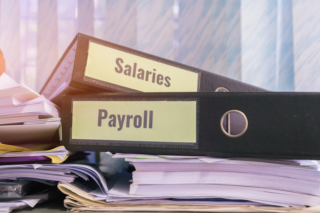 Compensation Strategies: Fixed Salaries and Allowances