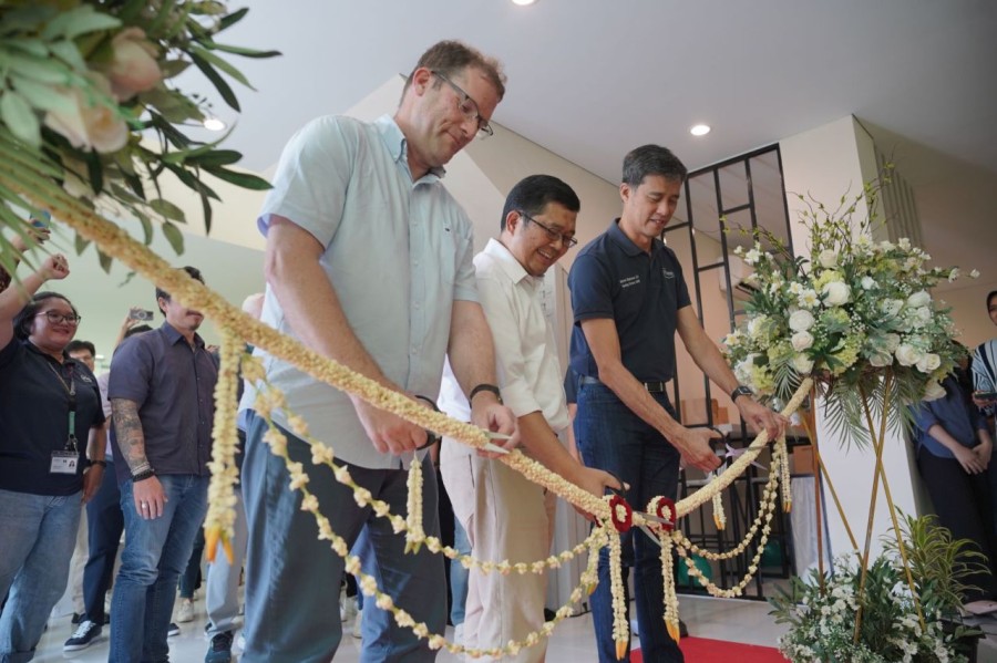 Infineon Technologies Singapore: Company Culture, Benefits, and Leadership